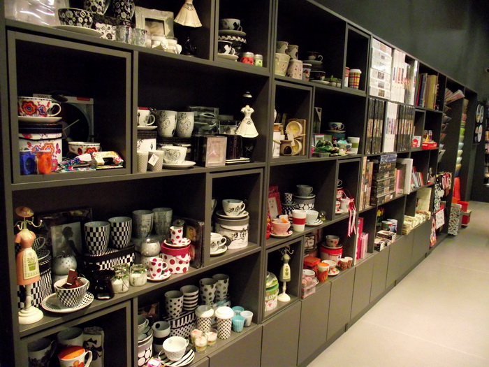 Nova Vulkanova knjižara u renoviranom TC Merkator Beograd | Knjižare Vulkan